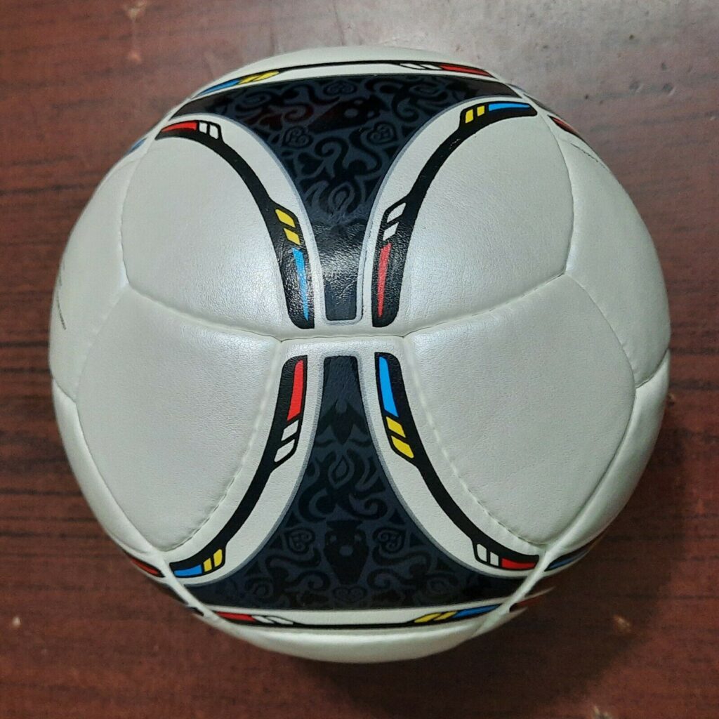 Pelota Adidas Tango 12 | UEFA Euro 2012 - Peru FC