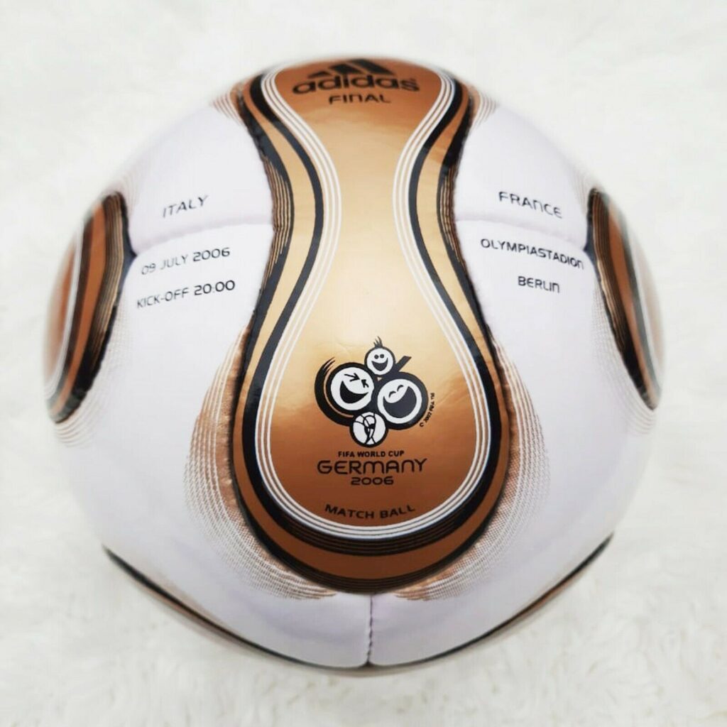 Pelota Adidas Teamgeist final | Mundial Alemania 2006 - Peru FC