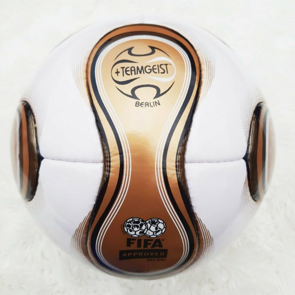 Pelota Adidas Teamgeist final | Mundial Alemania 2006 - Peru FC