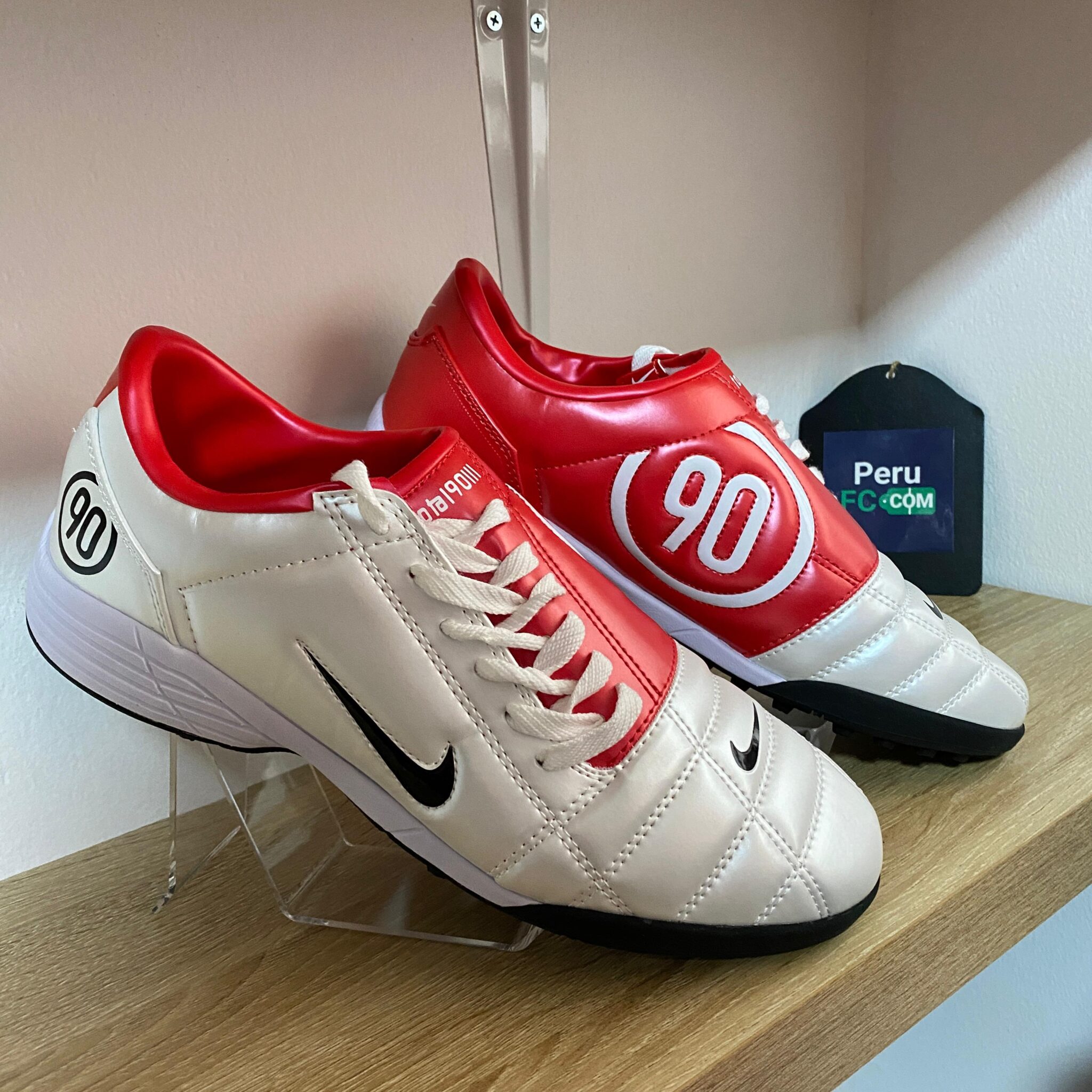 Zapatillas Nike TOTAL 90 Rojo y blanco - Peru FC